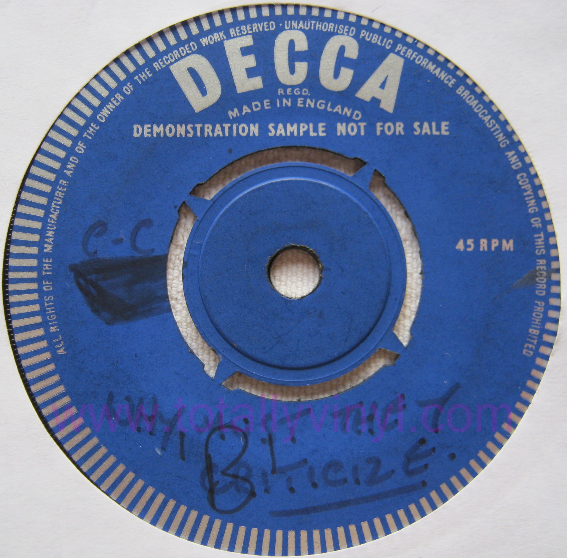 Totally Vinyl Records || Bean & the Runners, George - She belongs to me ...